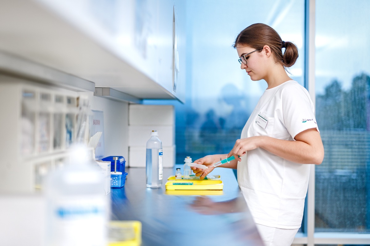 Mitarbeitende des Spitals Zollikerberg erhalten ab 1. Januar 2023 mehr Lohn und Freizeit ...